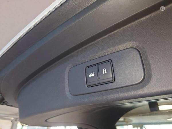 Balts Nissan Qashqai 2025 Kauņa, ar dzinēja tilpumu 1.33 L un nobraukumu 0 tūkst. km par 34190 €, foto 9 vietnē AUTOMOTO.COM.LV