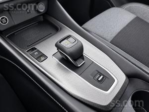 White Nissan Qashqai 2025 in Riga, with an engine capacity of 1.30 L and mileage of 25 thousand km for 27890 €, photo 14 on AUTOMOTO.COM.LV