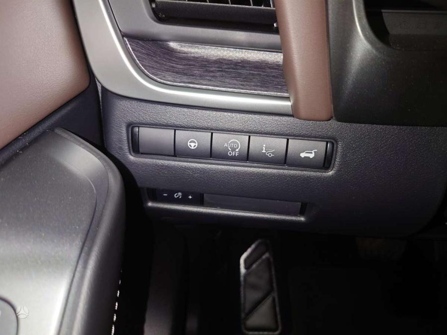 White Nissan Qashqai 2026 in Kaunas, with an engine capacity of 1.33 L and mileage of 0 thousand km for 34800 €, photo 14 on AUTOMOTO.COM.LV