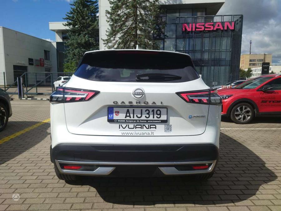 Balts Nissan Qashqai 2026 Kauņa, ar dzinēja tilpumu 1.50 L un nobraukumu 4 tūkst. km par 37500 €, foto 7 vietnē AUTOMOTO.COM.LV