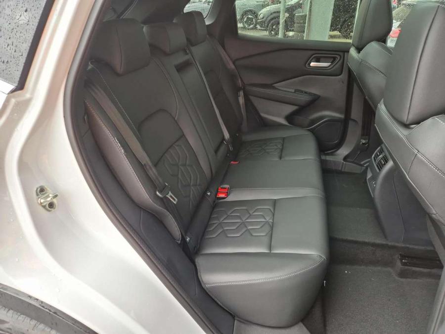 Balts Nissan Qashqai 2026 Viļņa, ar dzinēja tilpumu 0.00 L un nobraukumu 0 tūkst. km par 24300 €, foto 9 vietnē AUTOMOTO.COM.LV