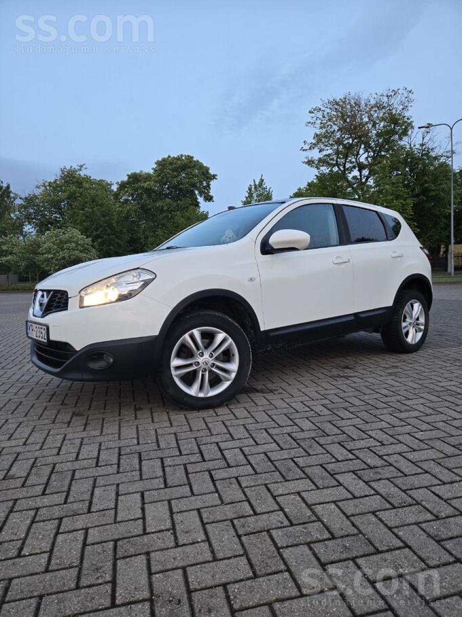 Balts Nissan Qashqai 2010 Ventspils, ar dzinēja tilpumu 1.50 L un nobraukumu 262 tūkst. km par 4700 €, foto 3 vietnē AUTOMOTO.COM.LV