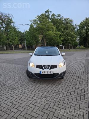 Balts Nissan Qashqai 2010 Ventspils, ar dzinēja tilpumu 1.50 L un nobraukumu 262 tūkst. km par 4700 €, foto 5 vietnē AUTOMOTO.COM.LV