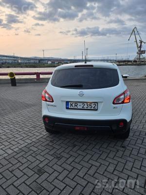 Balts Nissan Qashqai 2010 Ventspils, ar dzinēja tilpumu 1.50 L un nobraukumu 262 tūkst. km par 4700 €, foto 6 vietnē AUTOMOTO.COM.LV