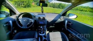 Balts Nissan Qashqai 2010 Rīga, ar dzinēja tilpumu 1.50 L un nobraukumu 279 tūkst. km par 2010 €, foto 5 vietnē AUTOMOTO.COM.LV