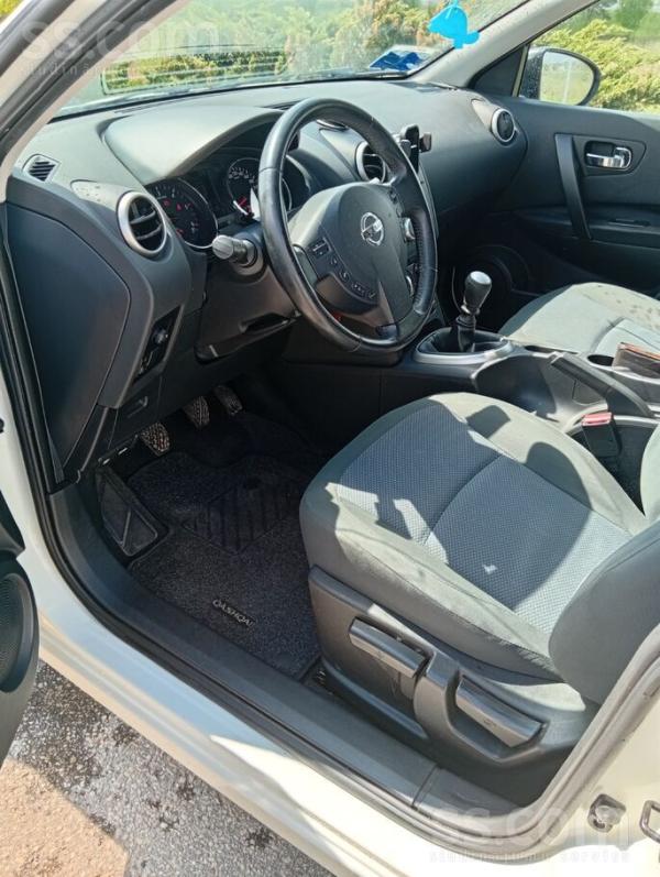 Balts Nissan Qashqai 2011 Ogre, ar dzinēja tilpumu 1.50 L un nobraukumu 60 tūkst. km par 7650 €, foto 7 vietnē AUTOMOTO.COM.LV