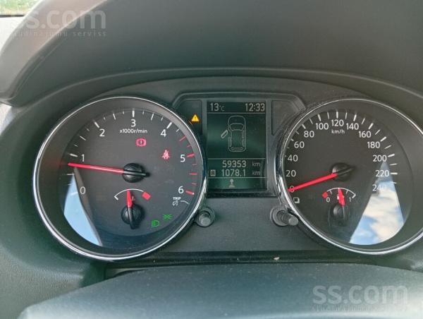 Balts Nissan Qashqai 2011 Ogre, ar dzinēja tilpumu 1.50 L un nobraukumu 60 tūkst. km par 7650 €, foto 8 vietnē AUTOMOTO.COM.LV
