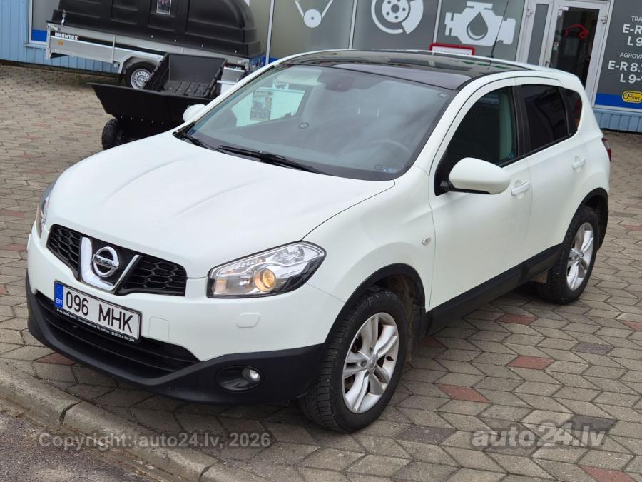Белый Ниссан Кашкай 2012 в Хаапсалу, объемом двигателя 1.60 л и пробегом 177 тыс. км за 5200 €, фото 5 на AUTOMOTO.COM.LV