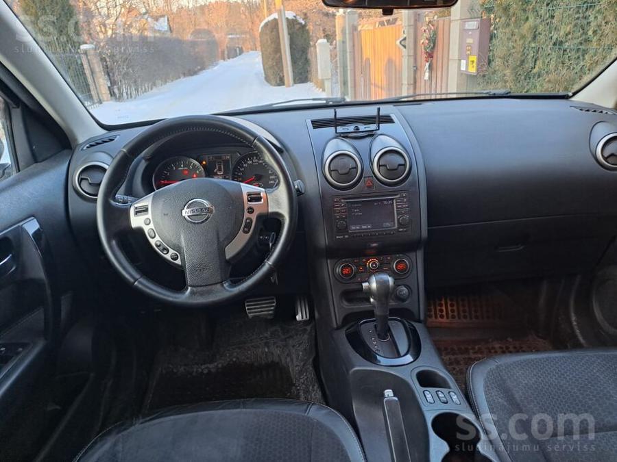 Balts Nissan Qashqai 2013 Rīga, ar dzinēja tilpumu 1.60 L un nobraukumu 284 tūkst. km par 4500 €, foto 4 vietnē AUTOMOTO.COM.LV