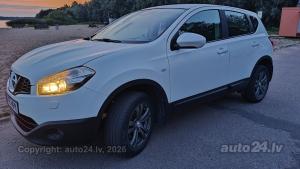Balts Nissan Qashqai 2013 Tallina, ar dzinēja tilpumu 1.60 L un nobraukumu 182 tūkst. km par 6250 €, foto 3 vietnē AUTOMOTO.COM.LV