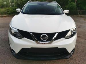 White Nissan Qashqai 2015 in Siauliai, with an engine capacity of 1.20 L and mileage of 109 thousand km for 9600 €, photo 8 on AUTOMOTO.COM.LV