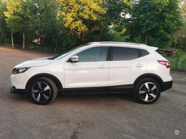 Balts Nissan Qashqai 2015 Šauļi, ar dzinēja tilpumu 1.20 L un nobraukumu 109 tūkst. km par 9600 €, foto 10 vietnē AUTOMOTO.COM.LV