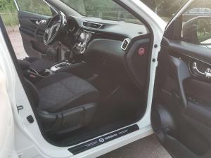 White Nissan Qashqai 2015 in Siauliai, with an engine capacity of 1.20 L and mileage of 109 thousand km for 9600 €, photo 16 on AUTOMOTO.COM.LV