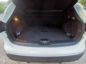 White Nissan Qashqai 2015 in Siauliai, with an engine capacity of 1.20 L and mileage of 109 thousand km for 9600 €, photo 22 on AUTOMOTO.COM.LV