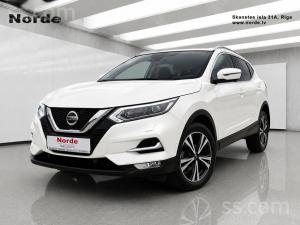 White Nissan Qashqai 2019 in Riga, with an engine capacity of 1.30 L and mileage of 66 thousand km for 16890 €, photo  on AUTOMOTO.COM.LV