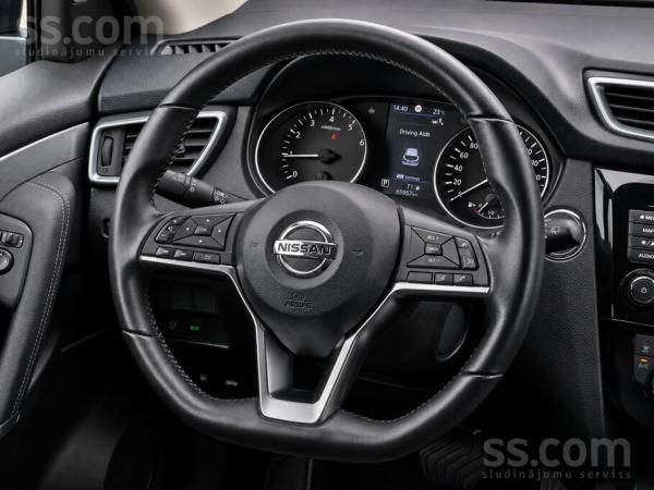 White Nissan Qashqai 2019 in Riga, with an engine capacity of 1.30 L and mileage of 66 thousand km for 16890 €, photo 10 on AUTOMOTO.COM.LV