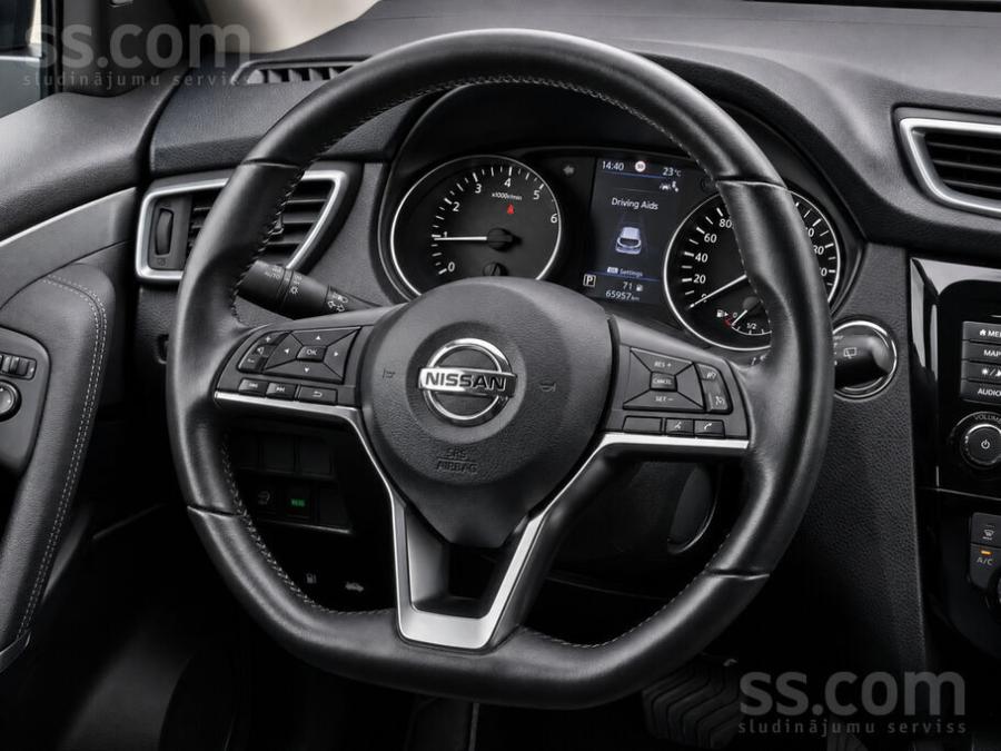 White Nissan Qashqai 2019 in Riga, with an engine capacity of 1.30 L and mileage of 66 thousand km for 16890 €, photo 11 on AUTOMOTO.COM.LV