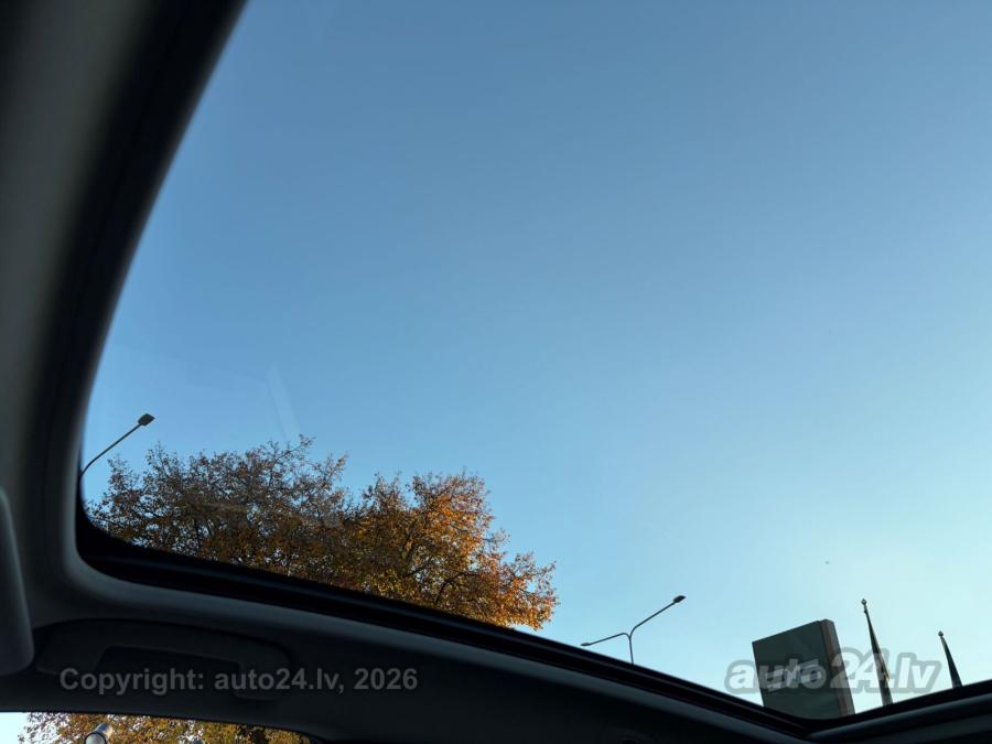 White Nissan Qashqai 2021 in Rakvere, with an engine capacity of 1.30 L and mileage of 122 thousand km for 18990 €, photo 8 on AUTOMOTO.COM.LV