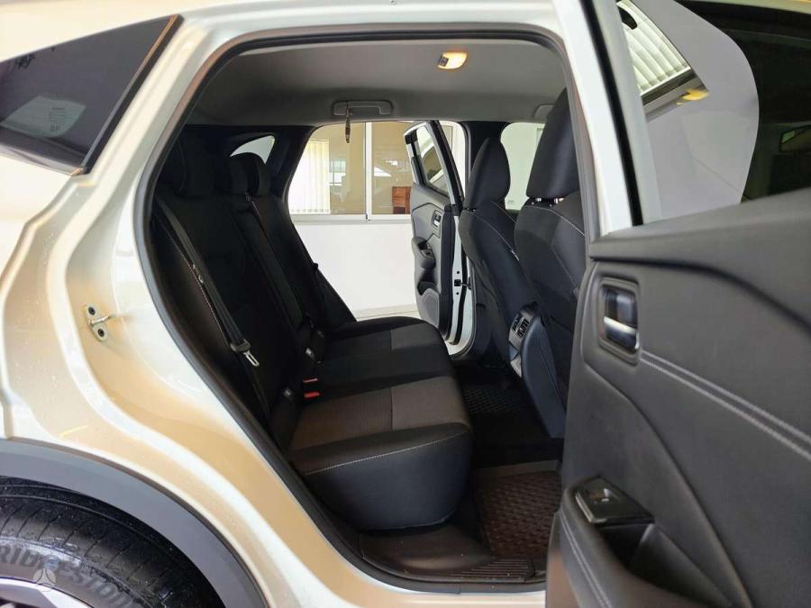 White Nissan Qashqai 2024 in Siauliai, with an engine capacity of 1.33 L and mileage of 15 thousand km for 24600 €, photo 16 on AUTOMOTO.COM.LV
