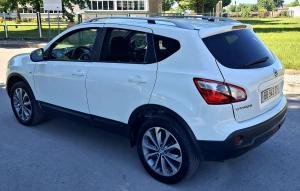 Balts Nissan Qashqai 2010 Tauragė, ar dzinēja tilpumu 1.50 L un nobraukumu 250 tūkst. km par 3700 €, foto 4 vietnē AUTOMOTO.COM.LV
