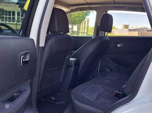 Balts Nissan Qashqai 2010 Tauragė, ar dzinēja tilpumu 1.50 L un nobraukumu 250 tūkst. km par 3700 €, foto 12 vietnē AUTOMOTO.COM.LV