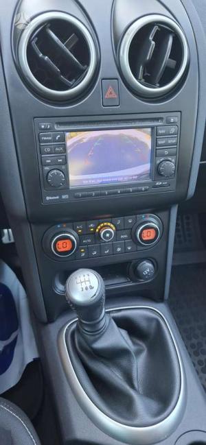 Balts Nissan Qashqai 2010 Tauragė, ar dzinēja tilpumu 1.50 L un nobraukumu 250 tūkst. km par 3700 €, foto 15 vietnē AUTOMOTO.COM.LV
