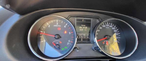 White Nissan Qashqai 2012 in Marijampole, with an engine capacity of 1.46 L and mileage of 221 thousand km for 5600 €, photo 11 on AUTOMOTO.COM.LV
