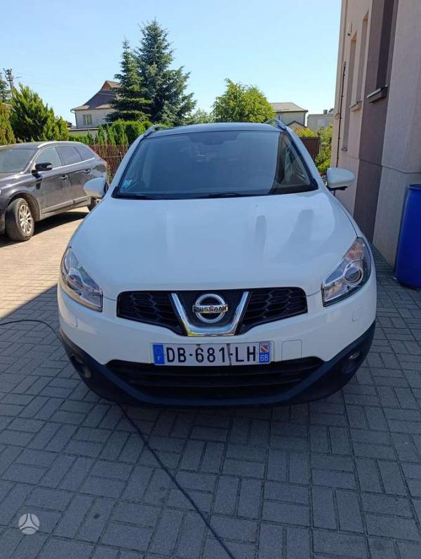 Balts Nissan Qashqai 2013 Tauragė, ar dzinēja tilpumu 1.50 L un nobraukumu 165 tūkst. km par 4950 €, foto 1 vietnē AUTOMOTO.COM.LV
