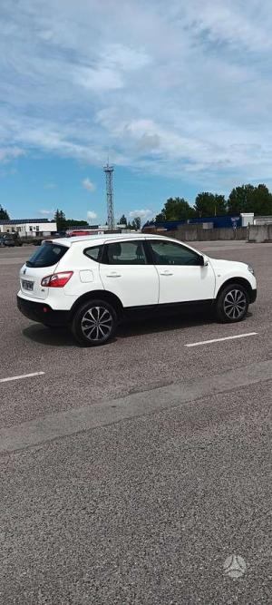 Balts Nissan Qashqai 2013 Panevēža, ar dzinēja tilpumu 1.60 L un nobraukumu 122 tūkst. km par 4900 €, foto 7 vietnē AUTOMOTO.COM.LV