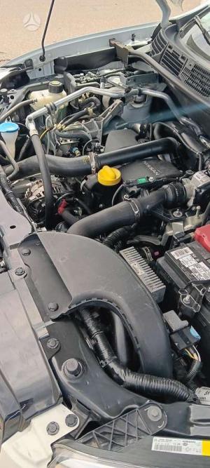 Balts Nissan Qashqai 2013 Panevēža, ar dzinēja tilpumu 1.60 L un nobraukumu 122 tūkst. km par 4900 €, foto 12 vietnē AUTOMOTO.COM.LV