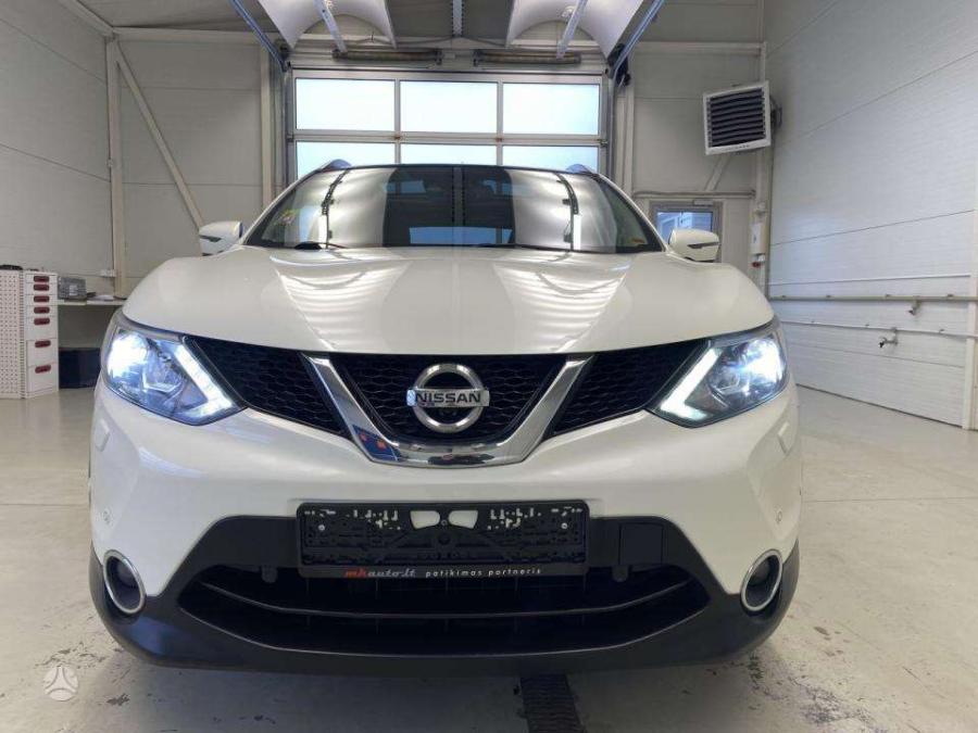 Balts Nissan Qashqai 2014 Radviliškis, ar dzinēja tilpumu 1.46 L un nobraukumu 194 tūkst. km par 9150 €, foto 5 vietnē AUTOMOTO.COM.LV