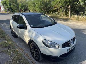 Balts Nissan Qashqai 2014 Tauragė, ar dzinēja tilpumu 1.50 L un nobraukumu 235 tūkst. km par 4800 €, foto 3 vietnē AUTOMOTO.COM.LV