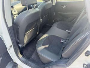 Balts Nissan Qashqai 2014 Tauragė, ar dzinēja tilpumu 1.50 L un nobraukumu 235 tūkst. km par 4800 €, foto 6 vietnē AUTOMOTO.COM.LV