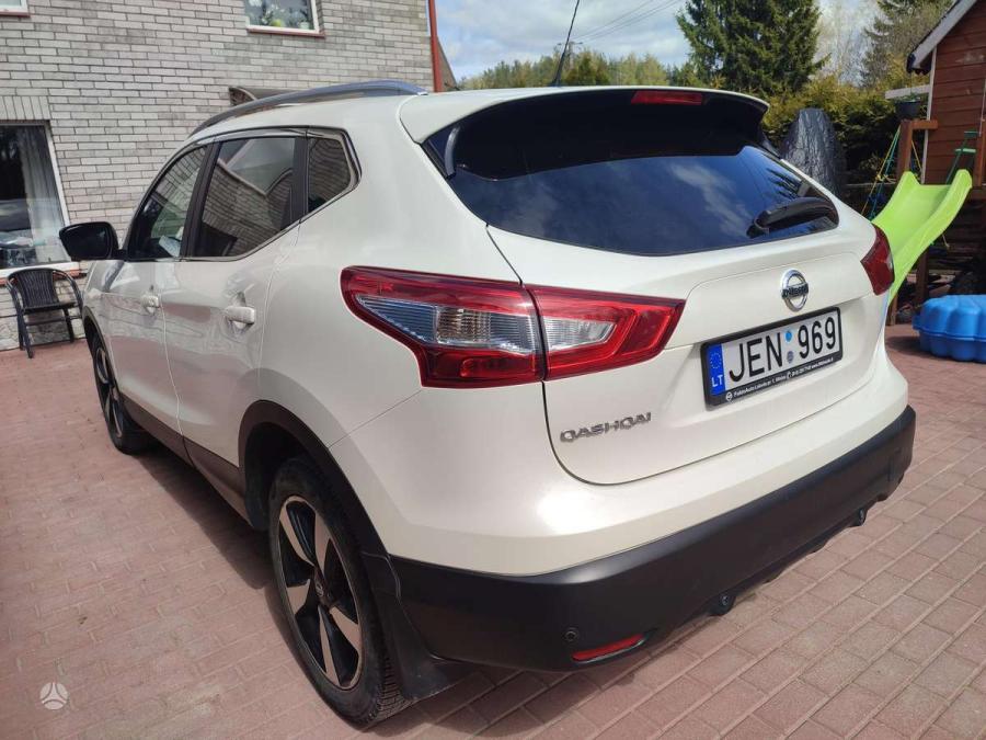 Balts Nissan Qashqai 2016 Viļņa, ar dzinēja tilpumu 1.20 L un nobraukumu 85 tūkst. km par 9100 €, foto 5 vietnē AUTOMOTO.COM.LV