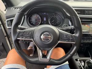 White Nissan Qashqai 2019 in Kaunas, with an engine capacity of 1.30 L and mileage of 61 thousand km for 16900 €, photo 9 on AUTOMOTO.COM.LV
