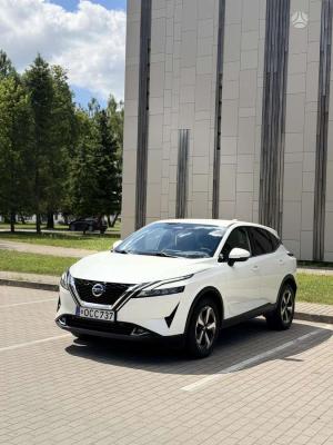 Balts Nissan Qashqai 2022 Tauragė, ar dzinēja tilpumu 1.33 L un nobraukumu 98 tūkst. km par 23000 €, foto  vietnē AUTOMOTO.COM.LV