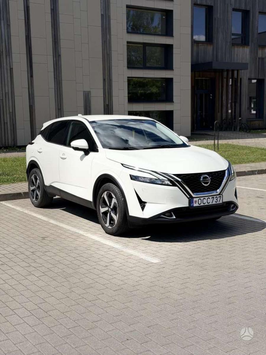 White Nissan Qashqai 2022 in Taurage, with an engine capacity of 1.33 L and mileage of 98 thousand km for 23000 €, photo 22 on AUTOMOTO.COM.LV