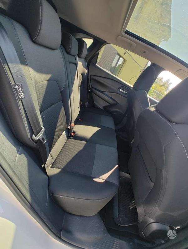 White Nissan Qashqai 2022 in Klaipeda, with an engine capacity of 1.33 L and mileage of 28 thousand km for 6400 €, photo 6 on AUTOMOTO.COM.LV