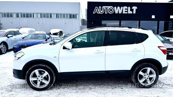 Balts Nissan Qashqai 2013 Tallina, ar dzinēja tilpumu 2.00 L un nobraukumu 167 tūkst. km par 6290 €, foto 4 vietnē AUTOMOTO.COM.LV