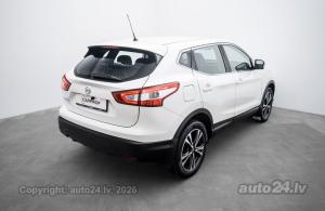 White Nissan Qashqai 2014 in Tallinn, with an engine capacity of 1.20 L and mileage of 85 thousand km for 9999 €, photo 5 on AUTOMOTO.COM.LV