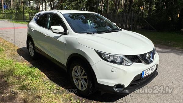 White Nissan Qashqai 2014 in Tallinn, with an engine capacity of 1.20 L and mileage of 166 thousand km for 7499 €, photo 7 on AUTOMOTO.COM.LV