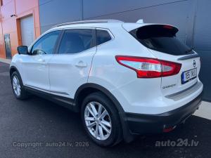 Balts Nissan Qashqai 2014 Kuresāre, ar dzinēja tilpumu 1.20 L un nobraukumu 176 tūkst. km par 7590 €, foto 5 vietnē AUTOMOTO.COM.LV