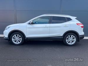 Balts Nissan Qashqai 2014 Kuresāre, ar dzinēja tilpumu 1.20 L un nobraukumu 176 tūkst. km par 7590 €, foto 9 vietnē AUTOMOTO.COM.LV