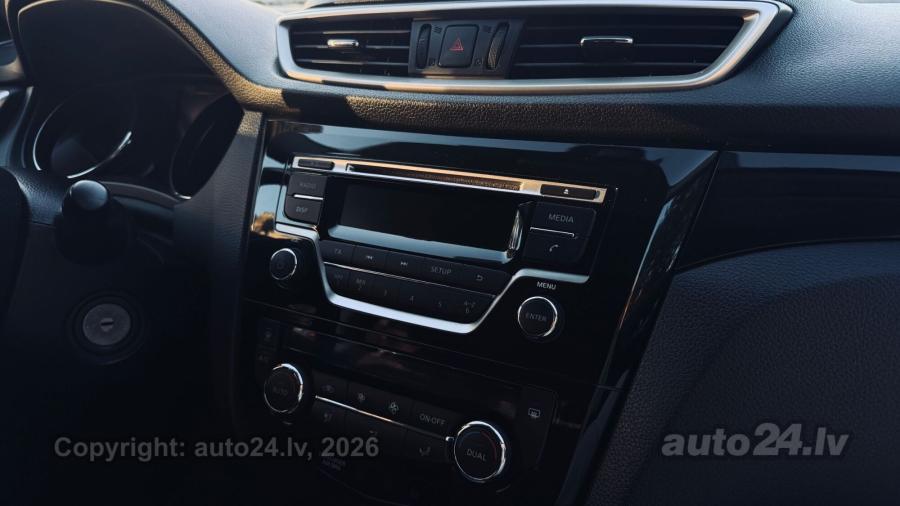Белый Ниссан Кашкай 2014 в Таллин, объемом двигателя 1.20 л и пробегом 107 тыс. км за 8800 €, фото 8 на AUTOMOTO.COM.LV
