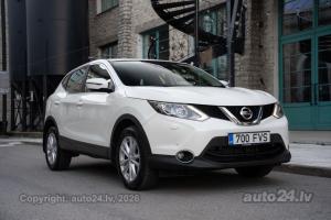 Balts Nissan Qashqai 2015 Tallina, ar dzinēja tilpumu 1.20 L un nobraukumu 126 tūkst. km par 8900 €, foto  vietnē AUTOMOTO.COM.LV