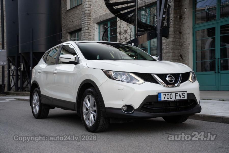 White Nissan Qashqai 2015 in Tallinn, with an engine capacity of 1.20 L and mileage of 126 thousand km for 8900 €, photo 1 on AUTOMOTO.COM.LV