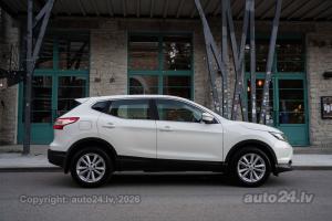 White Nissan Qashqai 2015 in Tallinn, with an engine capacity of 1.20 L and mileage of 126 thousand km for 8900 €, photo 3 on AUTOMOTO.COM.LV