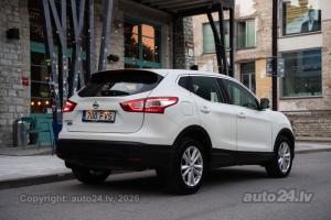 White Nissan Qashqai 2015 in Tallinn, with an engine capacity of 1.20 L and mileage of 126 thousand km for 8900 €, photo 4 on AUTOMOTO.COM.LV