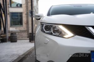 White Nissan Qashqai 2015 in Tallinn, with an engine capacity of 1.20 L and mileage of 126 thousand km for 8900 €, photo 6 on AUTOMOTO.COM.LV
