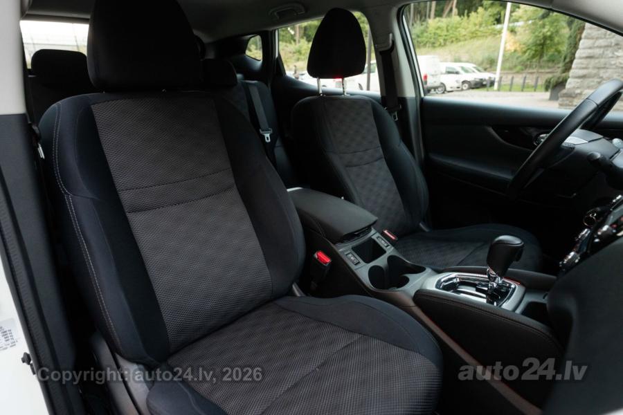 White Nissan Qashqai 2015 in Tallinn, with an engine capacity of 1.20 L and mileage of 126 thousand km for 8900 €, photo 18 on AUTOMOTO.COM.LV